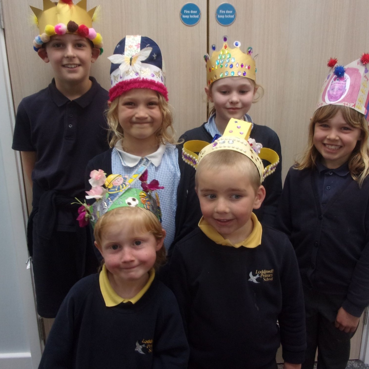 Loddiswell Primary School - The Kings Coronation Crown Competition