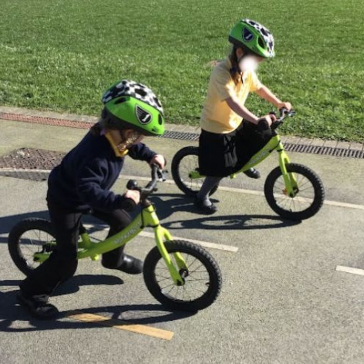 Loddiswell Primary School - Biking in the sunshine